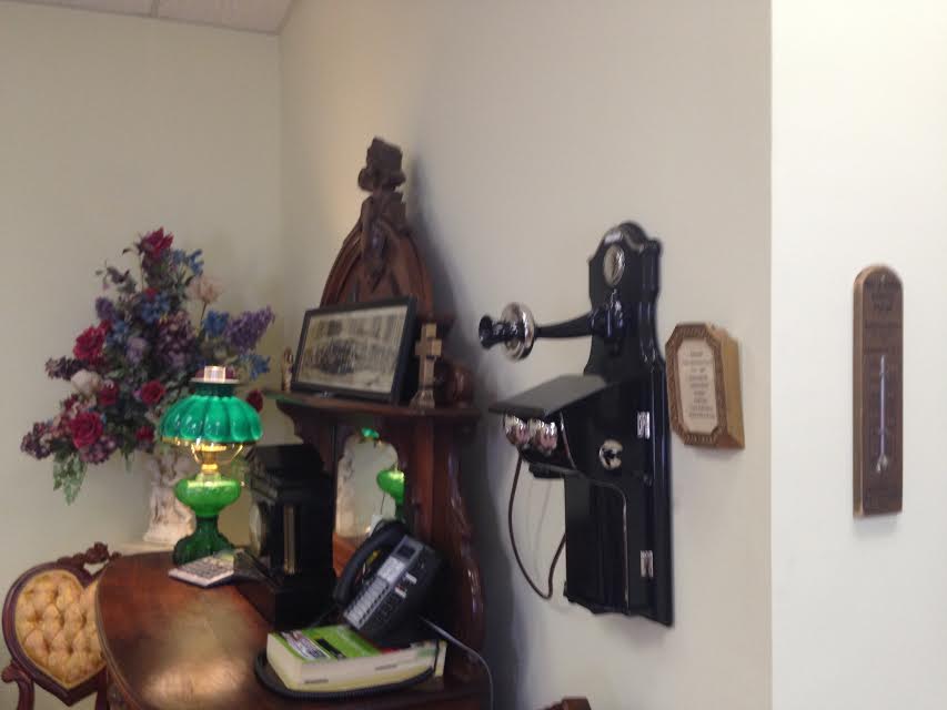 Antique telephone gallery | Old Phone Shop